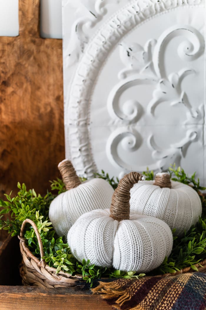 40 Cute & Easy Pumpkin Crafts For Kids & Adults