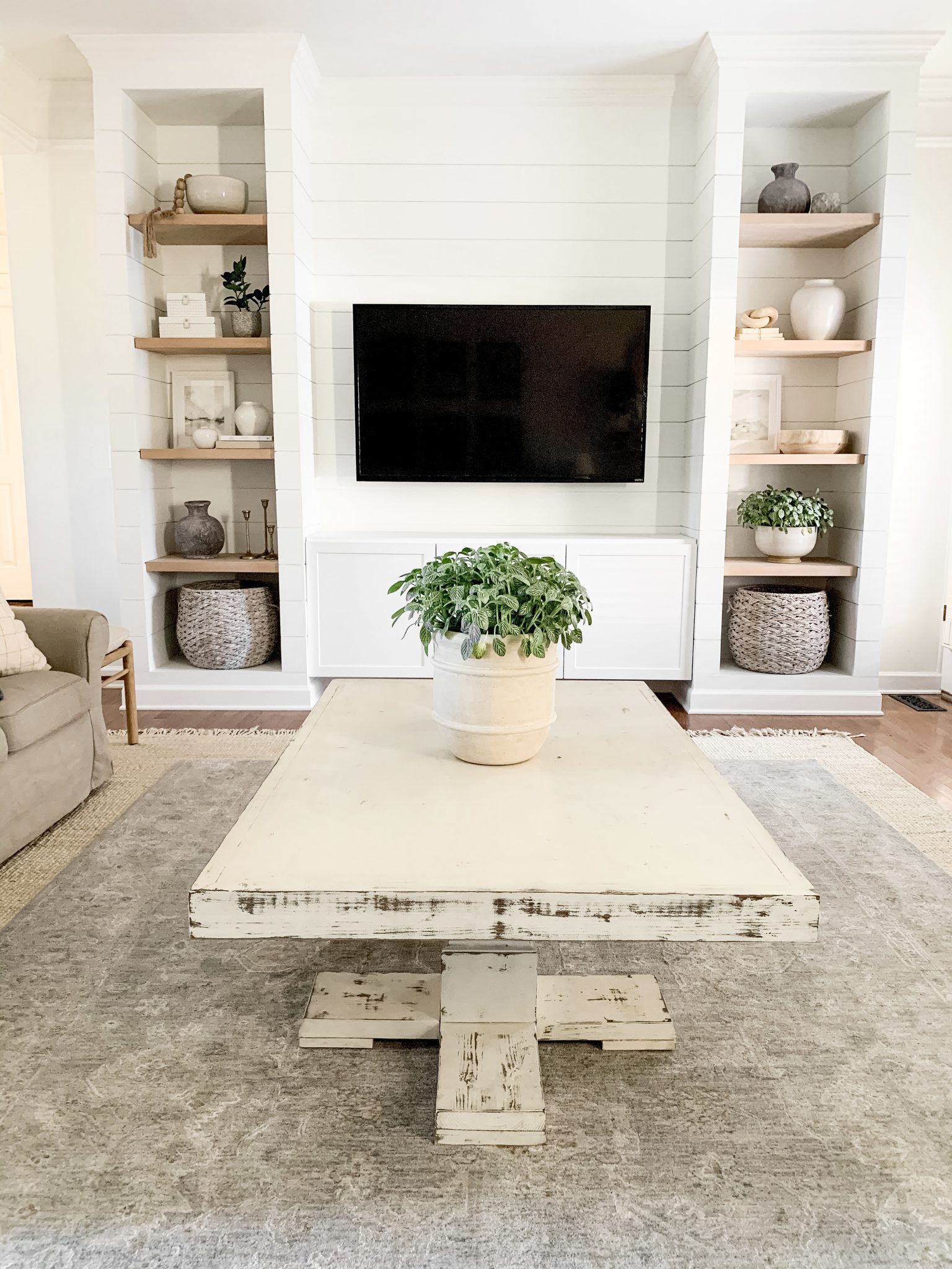 50 Amazing Shelf Decor Ideas For A Stylish Home