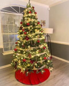 30 Red And Gold Christmas Tree Ideas You Will Love