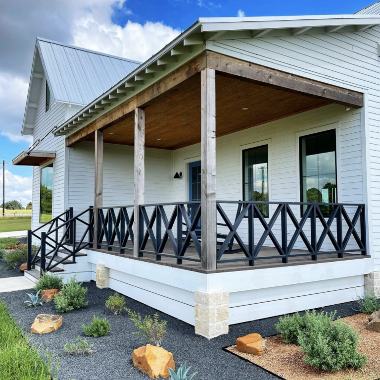 40 Gorgeous Front Porch Railing For A Beautiful Entrance