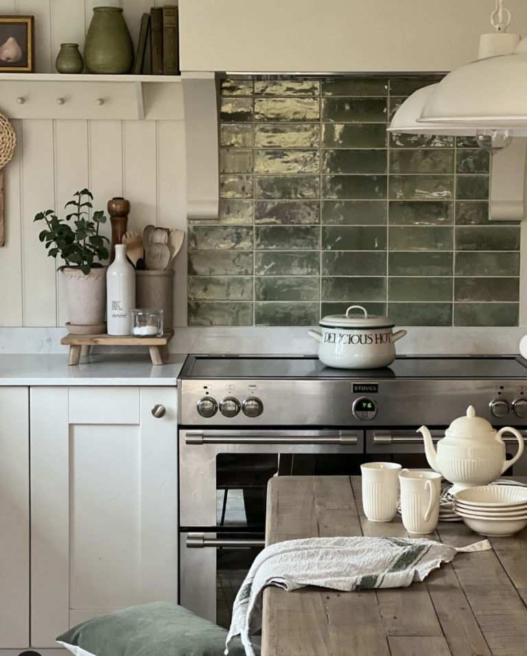 35 Beautiful Backsplash Behind Stove Ideas You Should Try