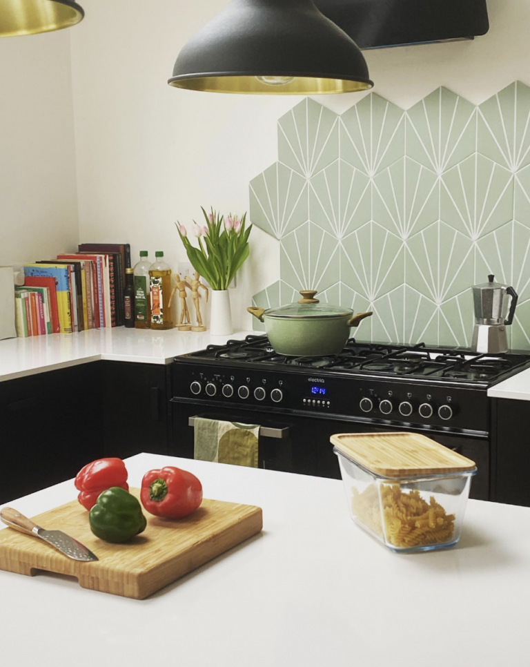 35 Beautiful Backsplash Behind Stove Ideas You Should Try