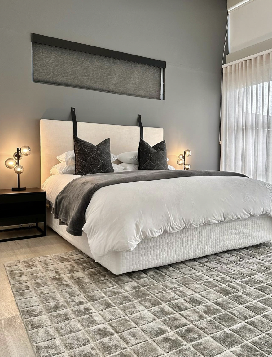 40 Fantastic Rug Under Bed Ideas To Transform Your Bedroom