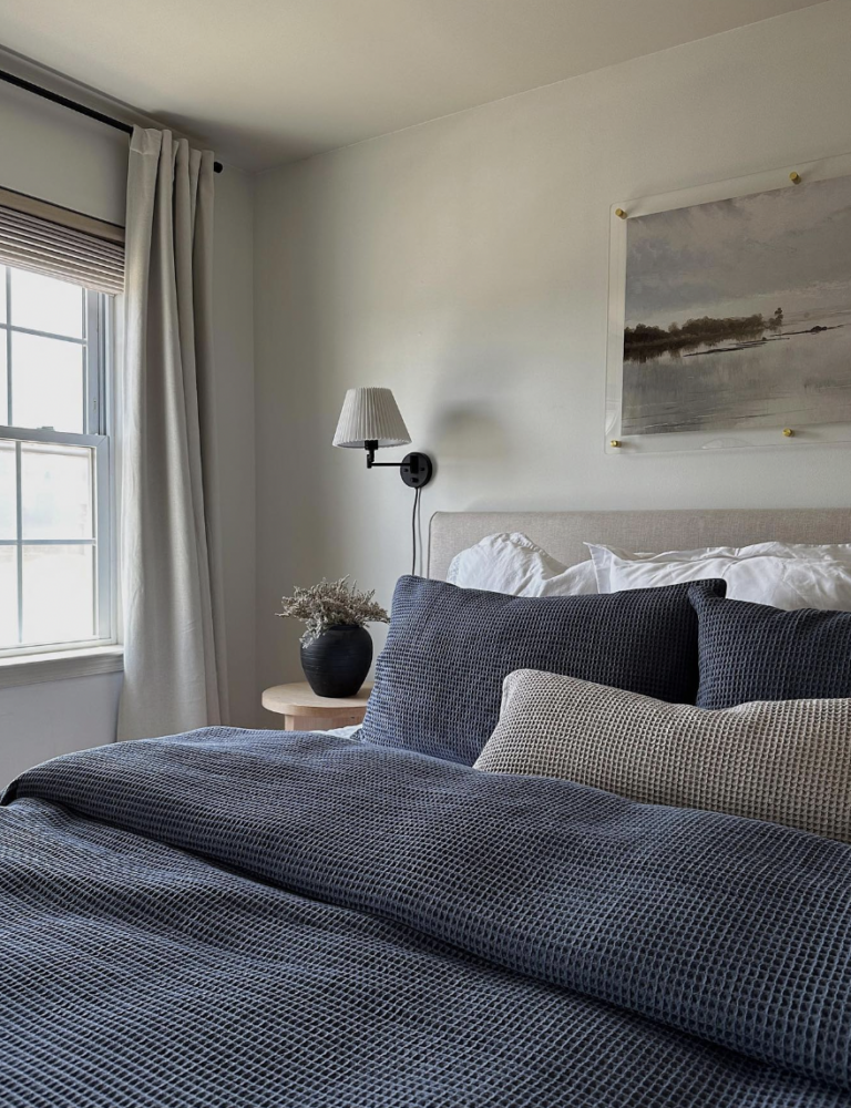 40 Fantastic Rug Under Bed Ideas To Transform Your Bedroom