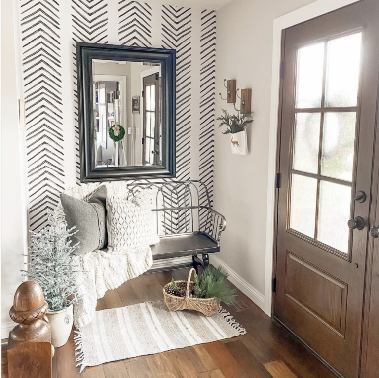 30 Beautiful White Accent Wall Ideas To Help Brighten The Space