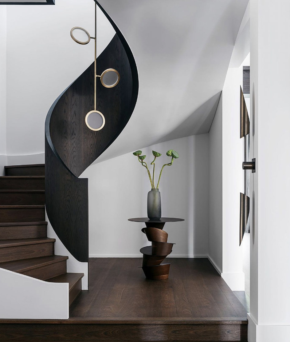 20 Beautiful Curved Staircase Ideas For Your Home