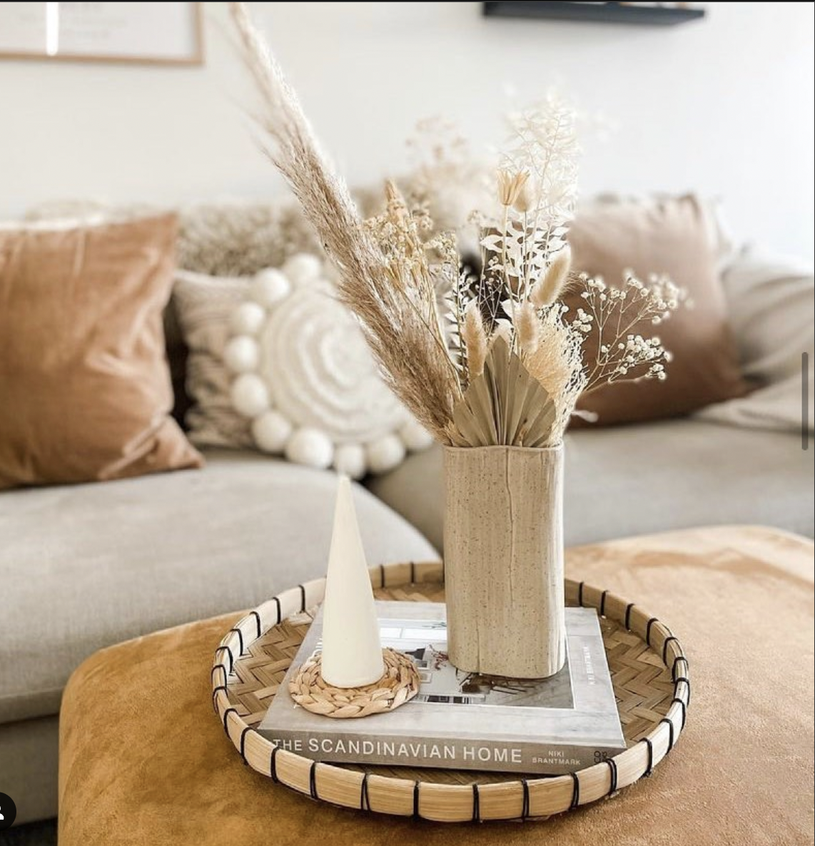 35 Beautiful Coffee Table Tray Ideas For Your Living Room