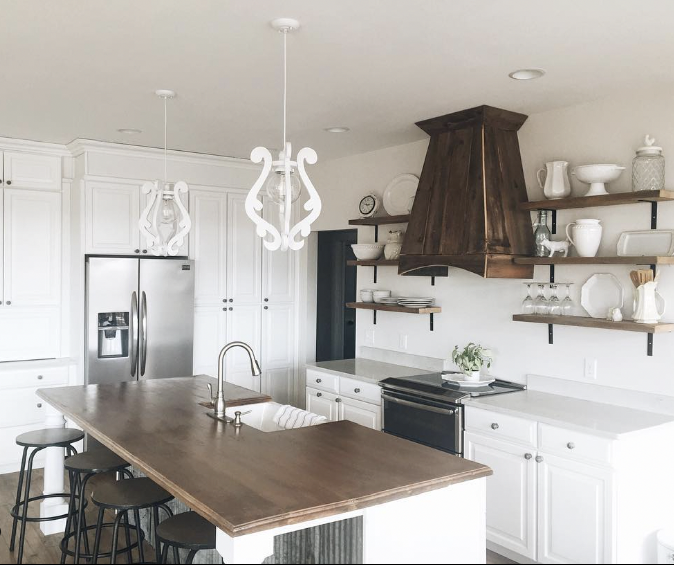 35 Beautiful Farmhouse Butcher Block Island Ideas