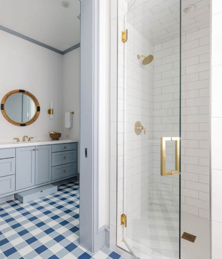 35 Beautiful Shower Curb Ideas For A Functional Bathroom