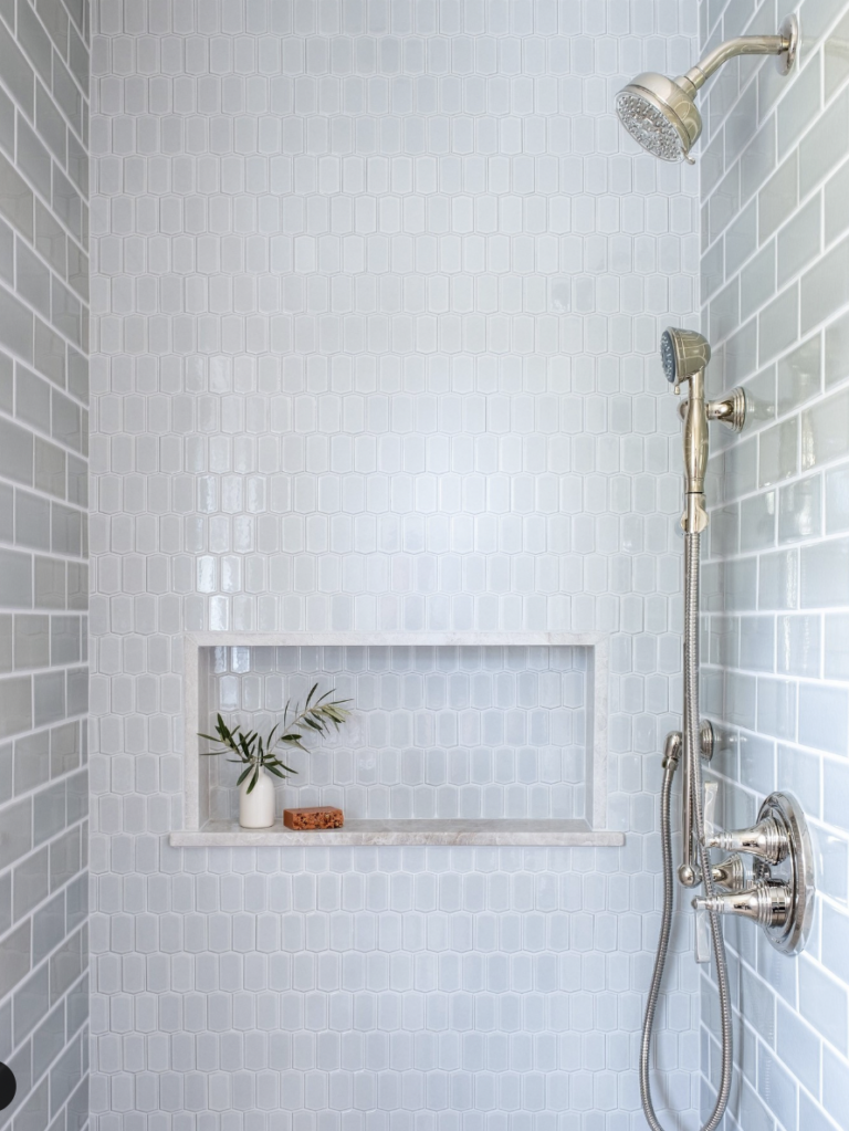 30 Gray Tile Bathroom Ideas To Inspire You Right Away