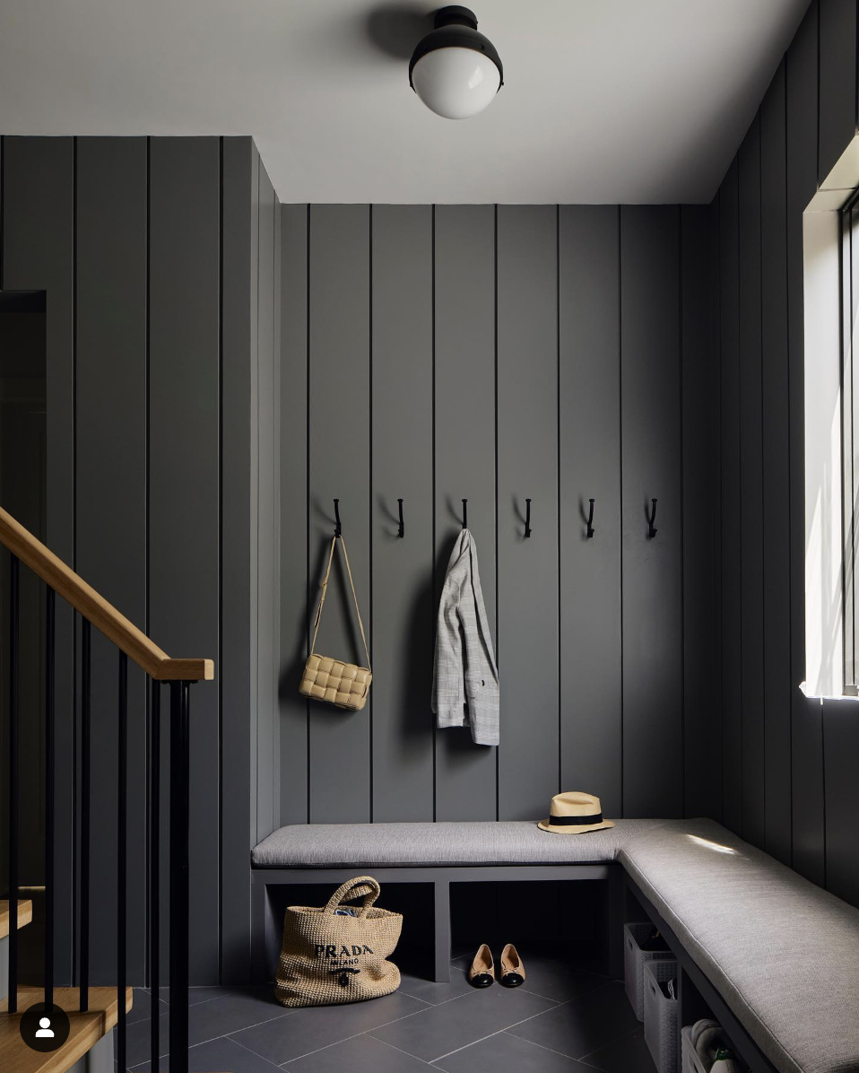 30 Mudroom Bench With Storage ideas For A Clutter-Free Room