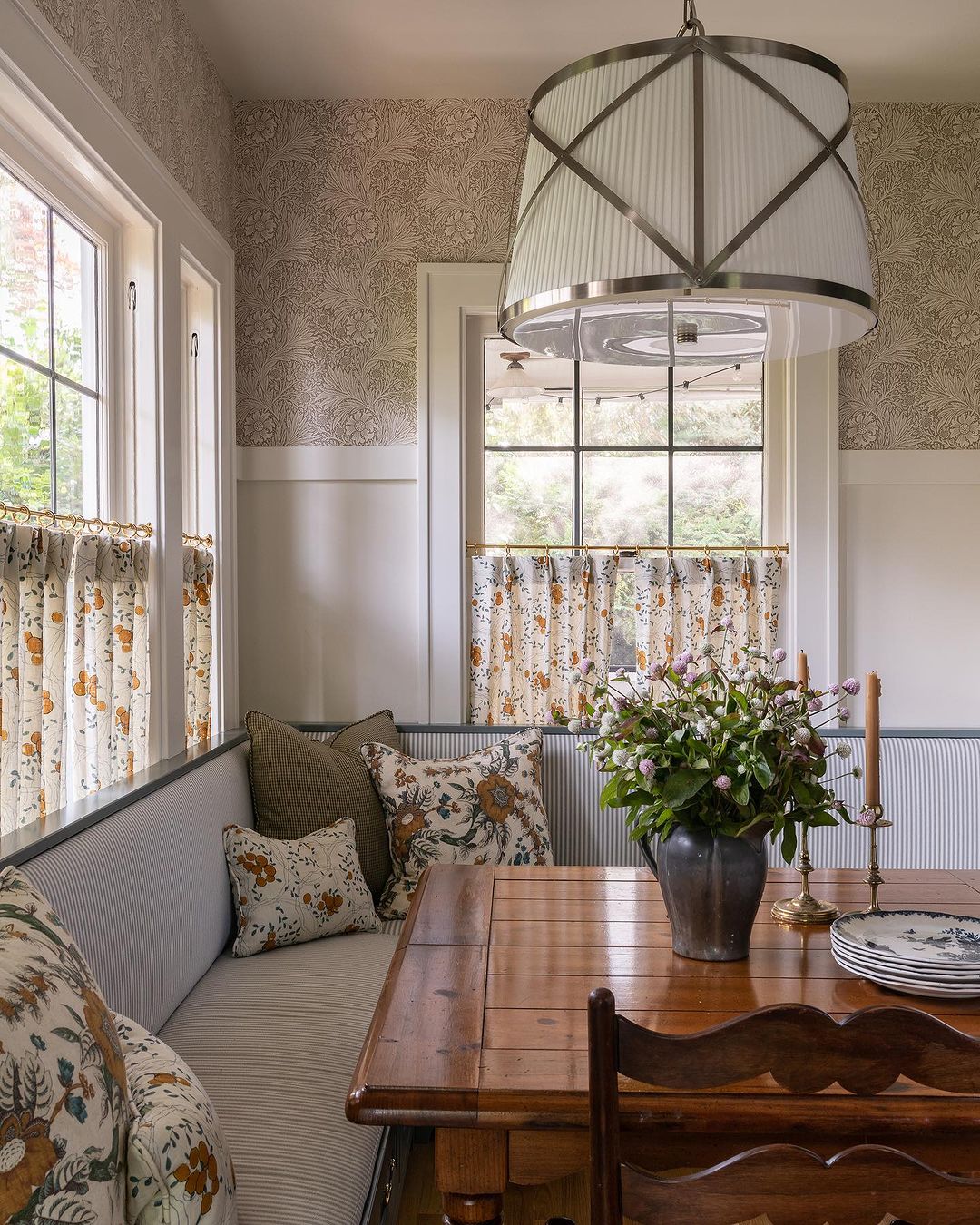 30 Amazing Breakfast Nook Bench Ideas For Cozy Mornings