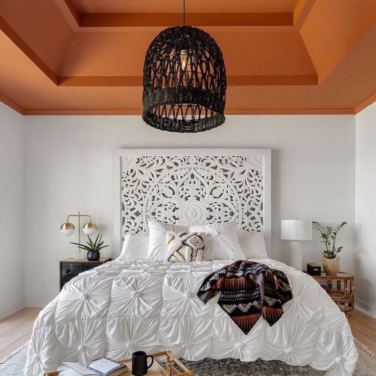 29 Beautiful And Dramatic Accent Ceiling Ideas You Should See