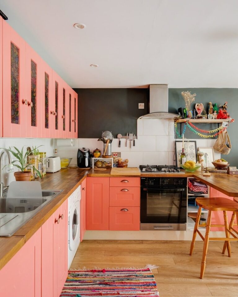 40 Most Beautiful And Unique Pink Kitchen Ideas