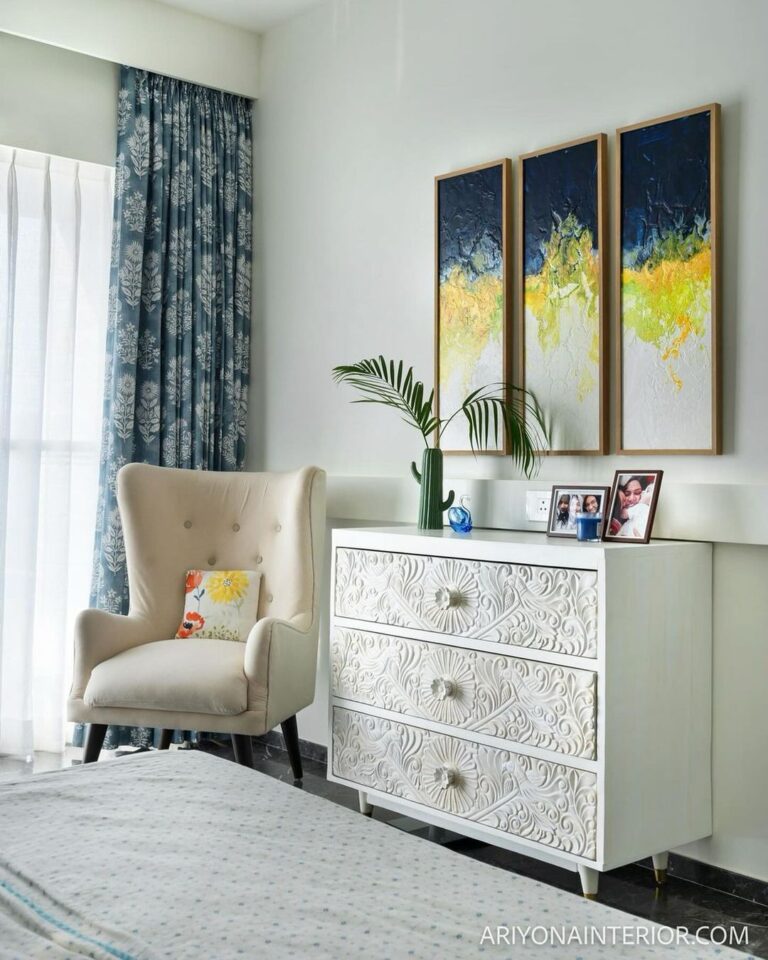 22 Chic And Elegant Bedroom Chair Ideas You Will Love