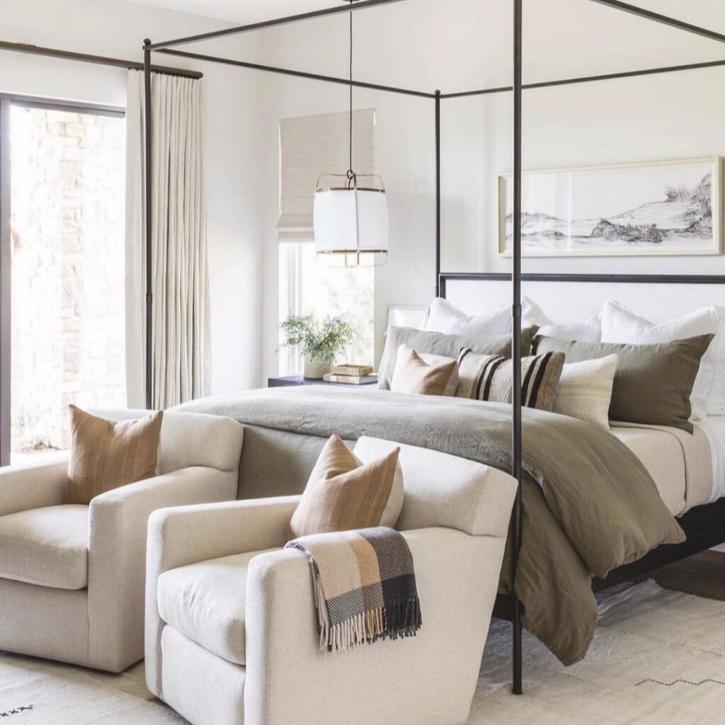 22 Chic And Elegant Bedroom Chair Ideas You Will Love