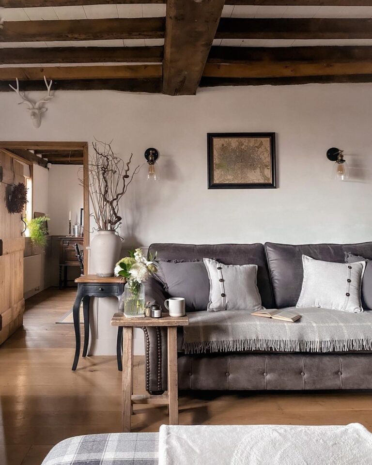 34 Beautiful And Rustic Cottagecore Living Room Ideas