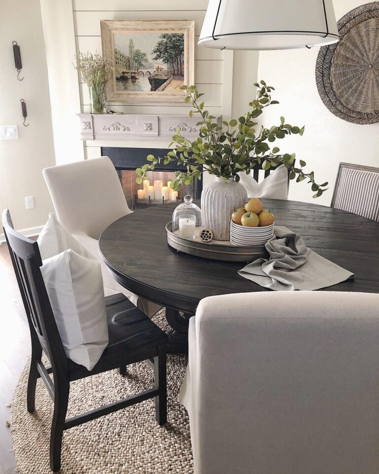 30 Beautiful Centerpieces For Round Dining Tables You Should Try