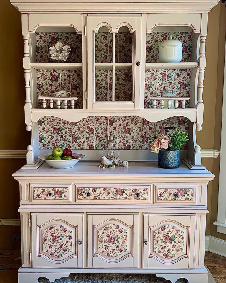 31 Beautiful Repurposed China Cabinets Ideas You Should See