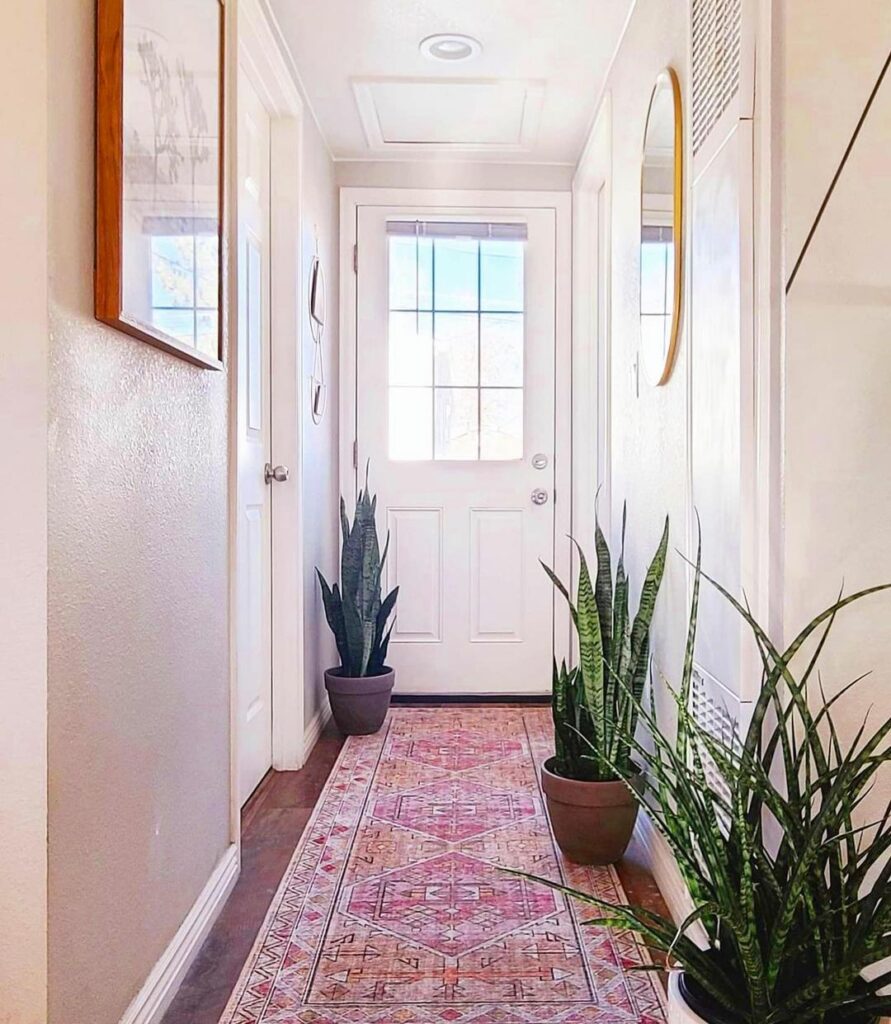 35 Elegant And Luxurious Hallway Runners Ideas You Should See