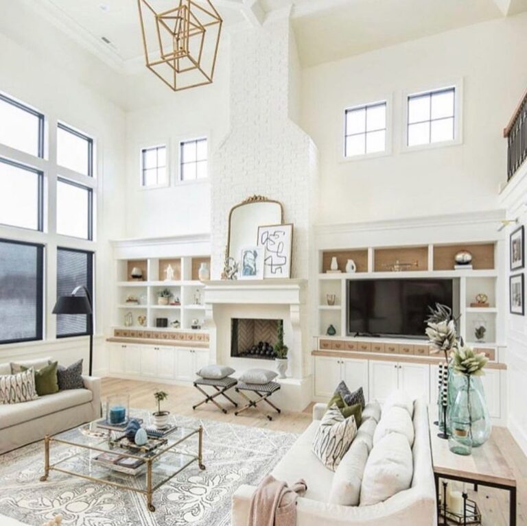 25 Beautiful And Elegant Tall Wall Decor Ideas You Should See