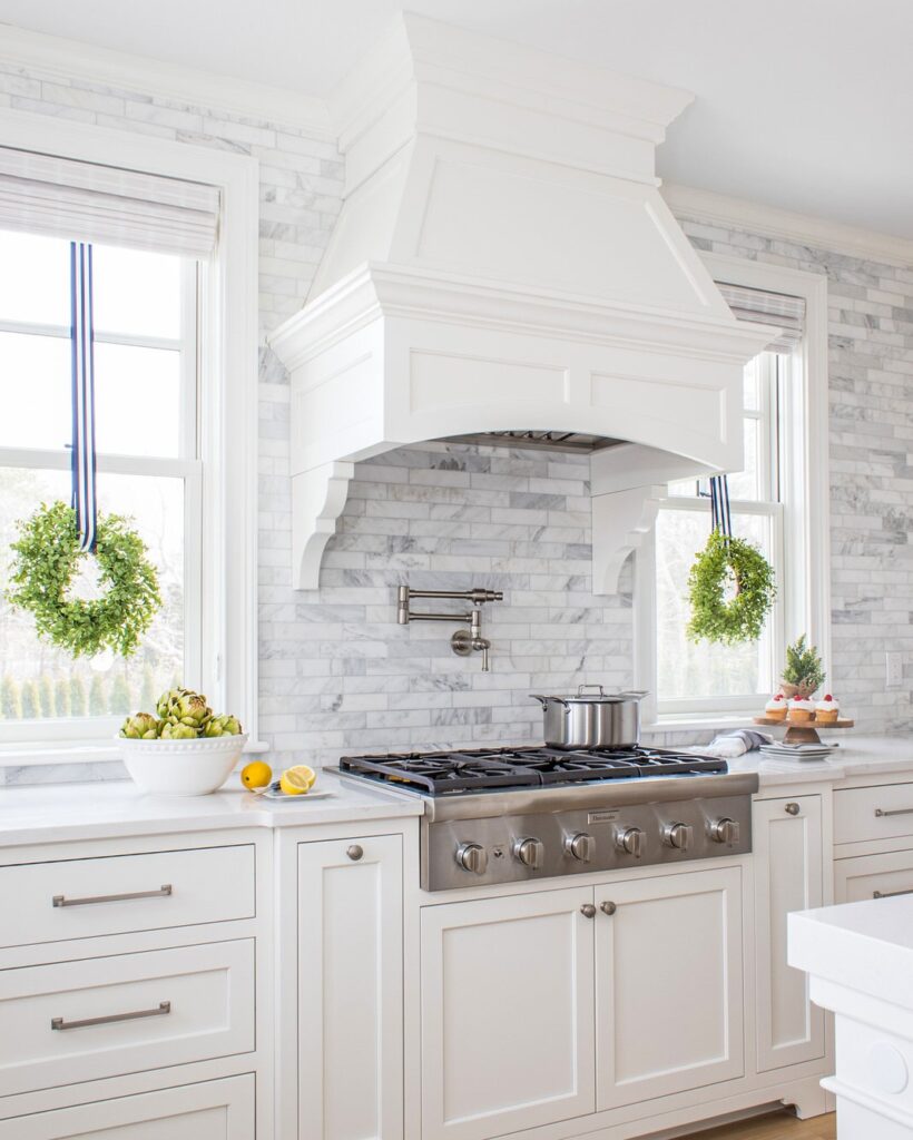 25 Simple And Unique White Kitchen Backsplash Ideas You Will Love
