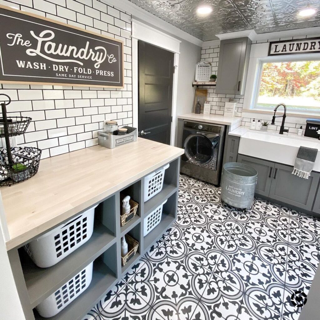 25 Modern And Neat Laundry Room Backsplash Ideas You Will Love