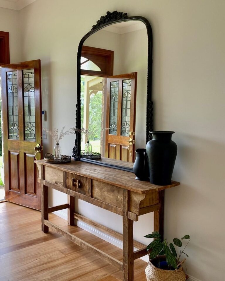 25 Beautiful And Elegant Entryway Mirror Ideas