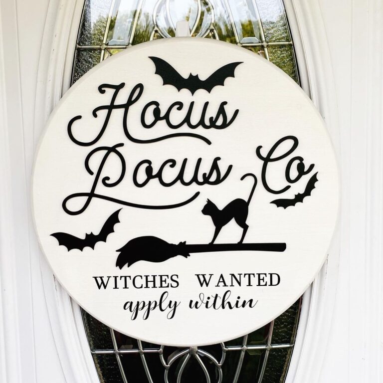 25 Super Spooky And Creative Halloween Door Signs Ideas