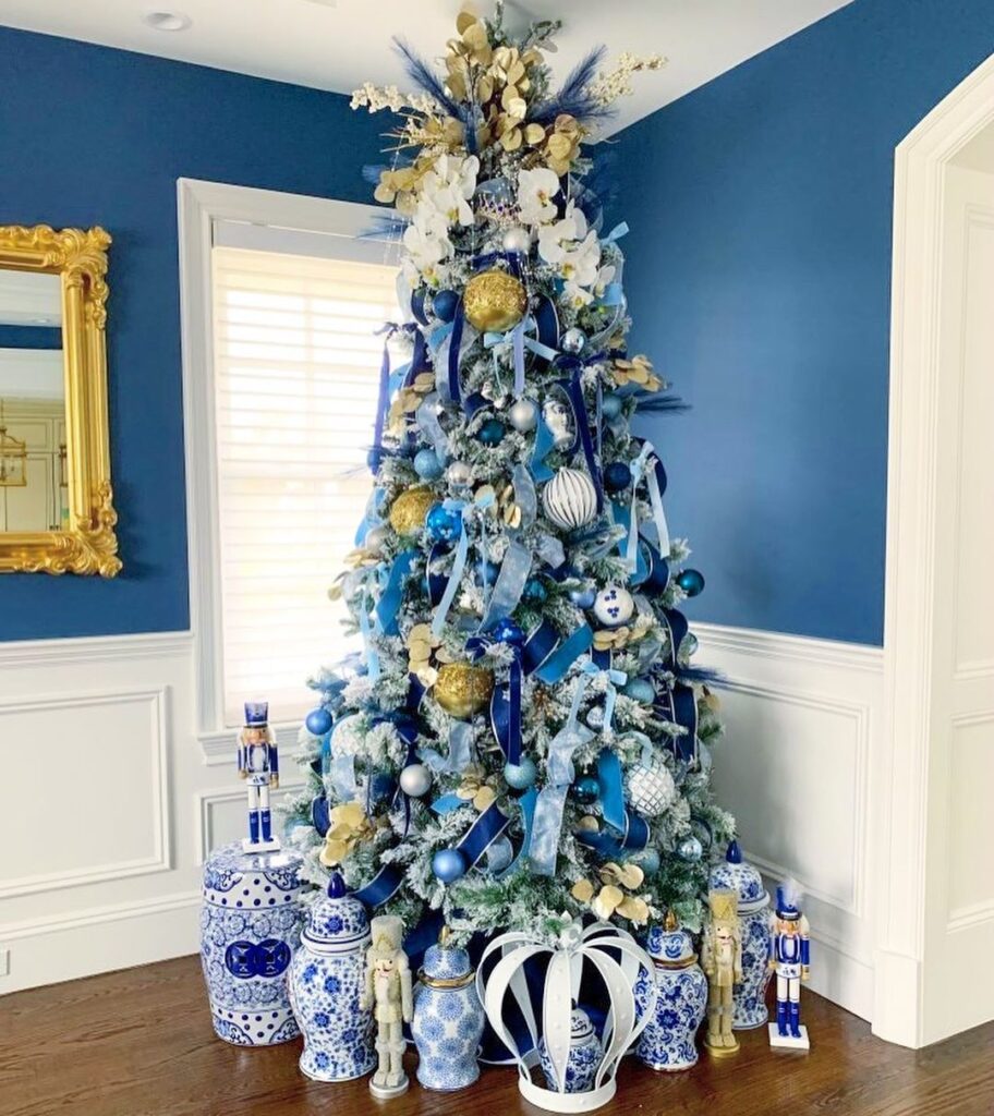 15 Creative White And Blue Christmas Decorations
