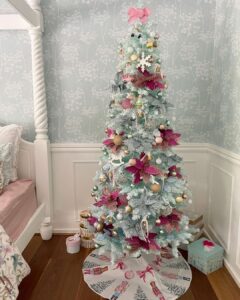 25 Lovely Pastel Christmas Tree Ideas You Should Try!