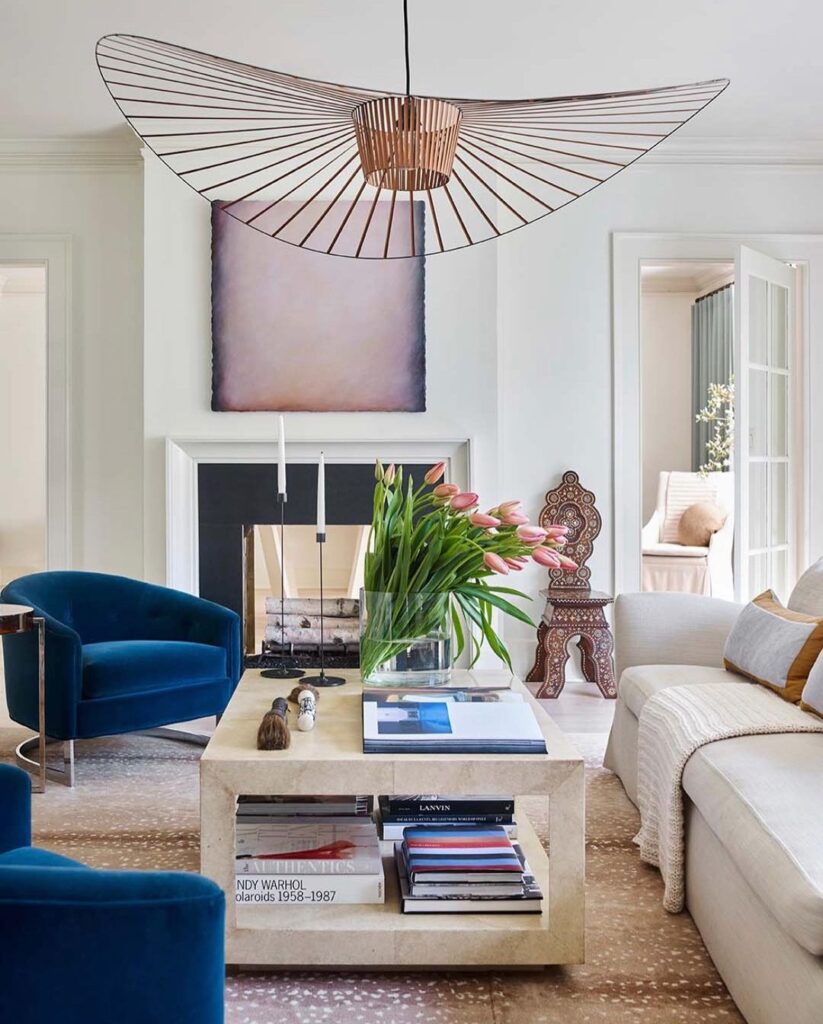 25 Luxurious And Elegant Jewel Tone Living Room Ideas For You