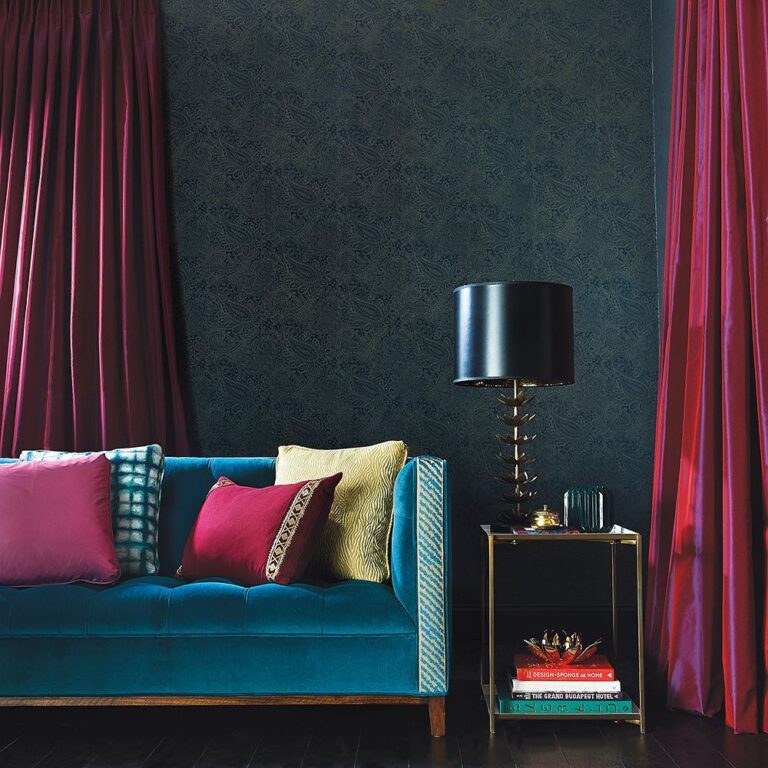 25 Luxurious And Elegant Jewel Tone Living Room Ideas For You