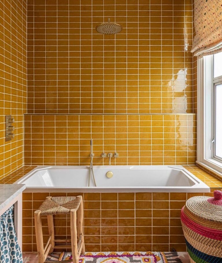 25 Bold And Vibrant Yellow Bathroom Ideas You Need To See