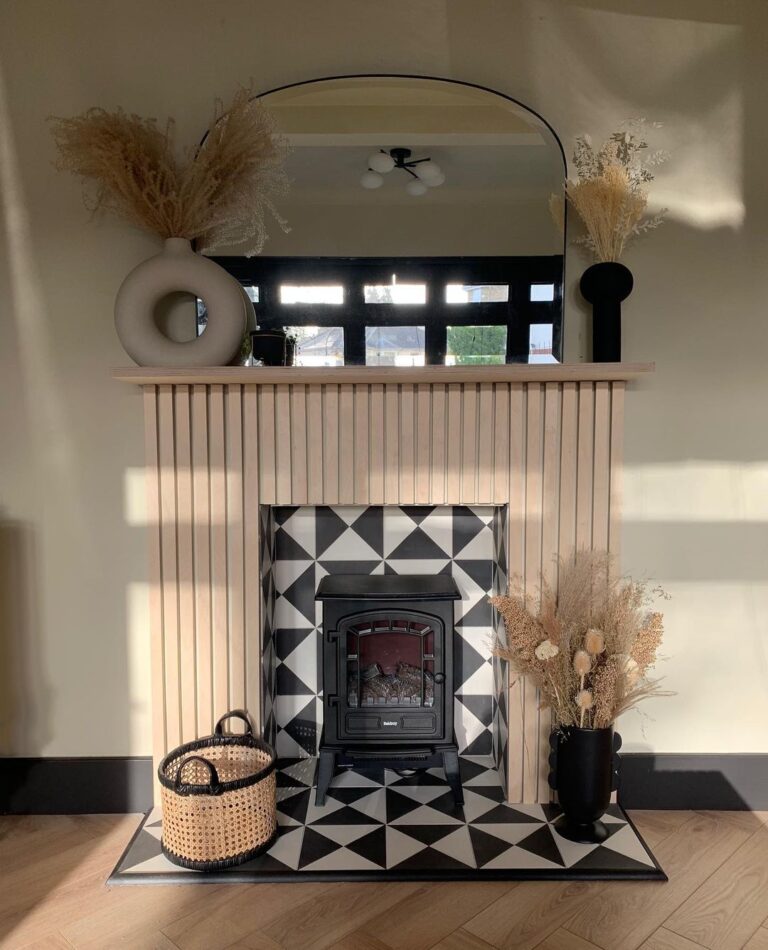 25 Lovely And Playful Tiled Fireplace Ideas You Should See