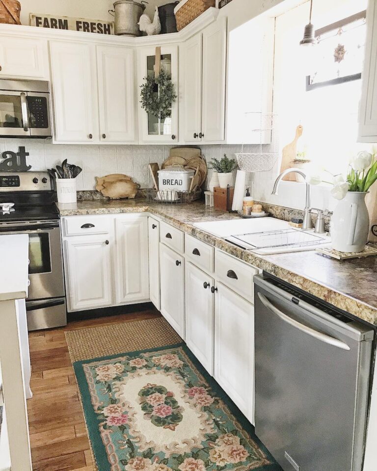 4 Ways to Enhance Ambiance With Earthy Fabrics (Besides Upholstery)