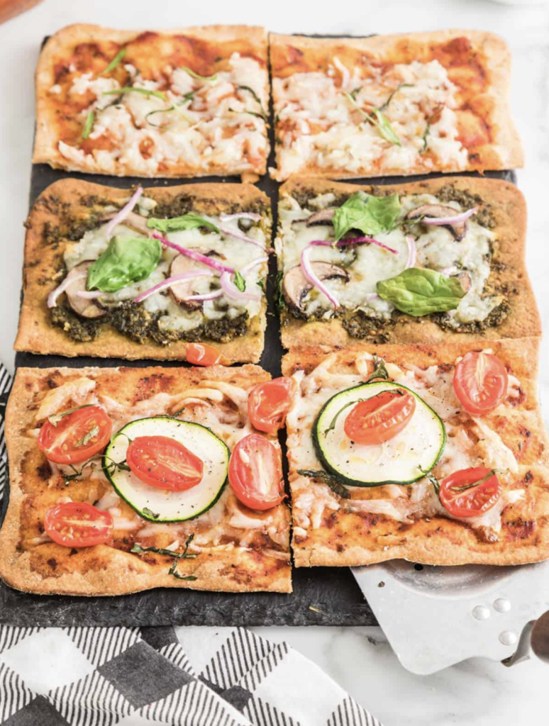 25 Yummy And Flavourful Flat Bread Pizza Recipes