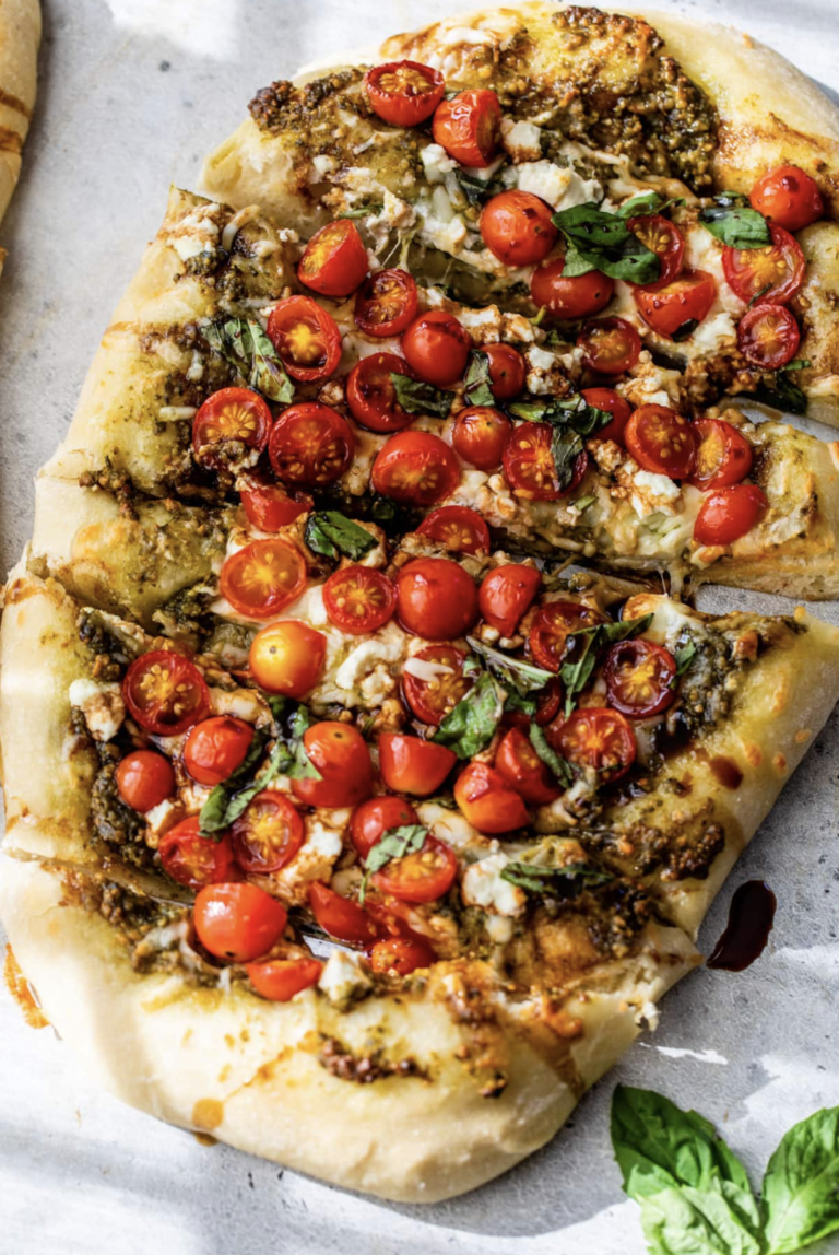 25 Yummy And Flavourful Flat Bread Pizza Recipes