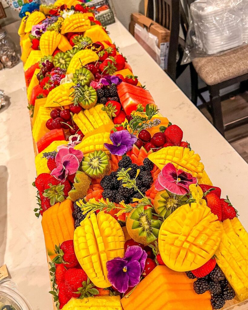 31 Super Delicious Mexican Fruit Table Ideas You Will Love