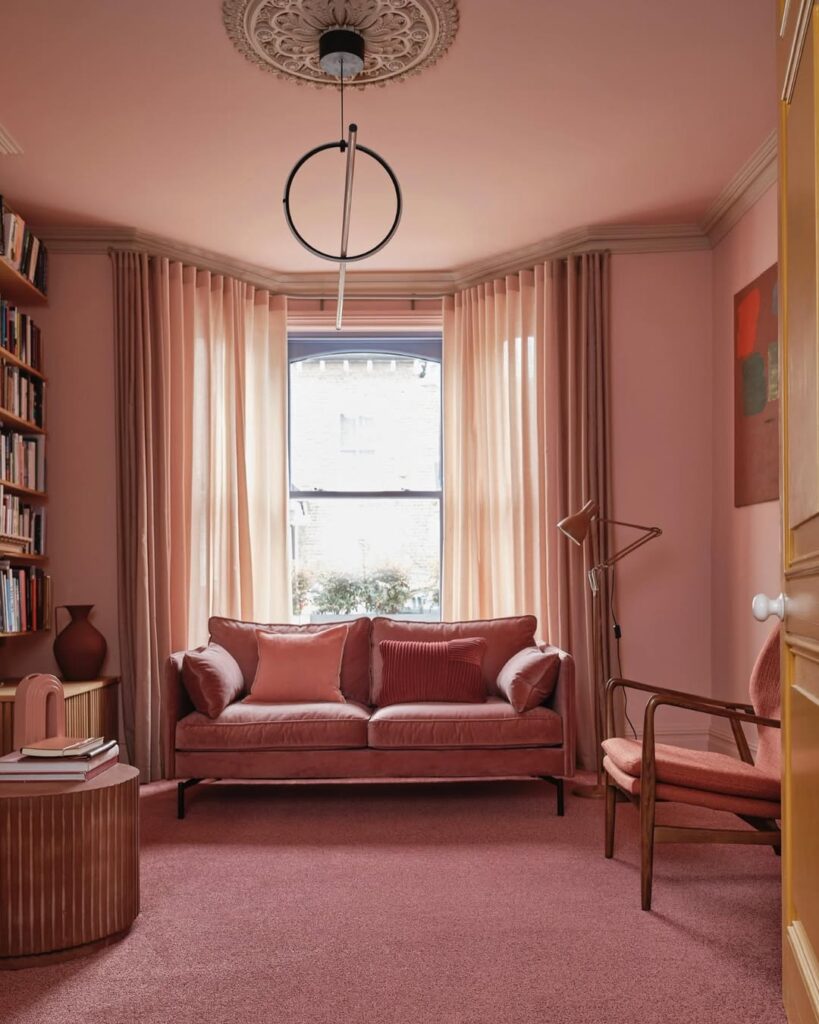 25 Modern And Lush Pink Living Room Ideas You’ll Love