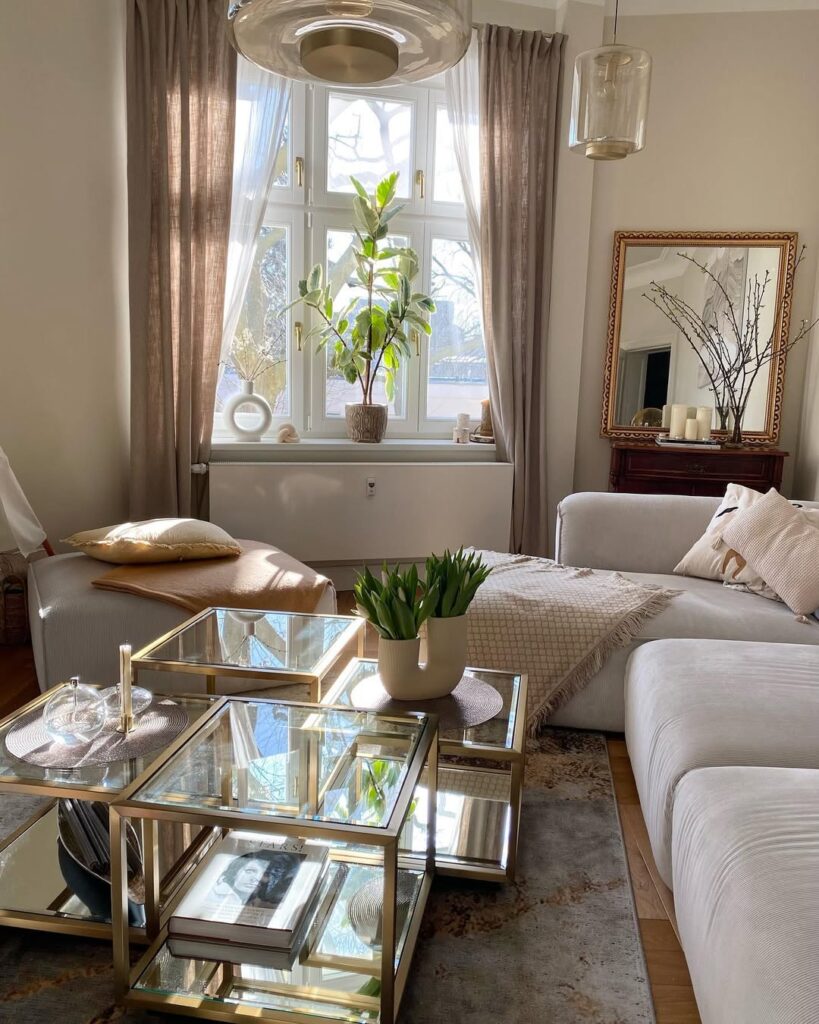 25 Bright And Airy Sun Soaked Living Room Ideas