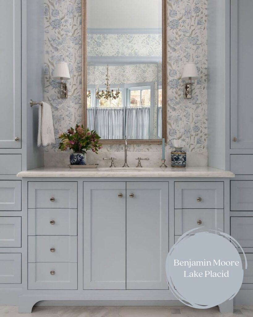 15 Best Aqua Paint Colors That Are Sure to Make a Splash